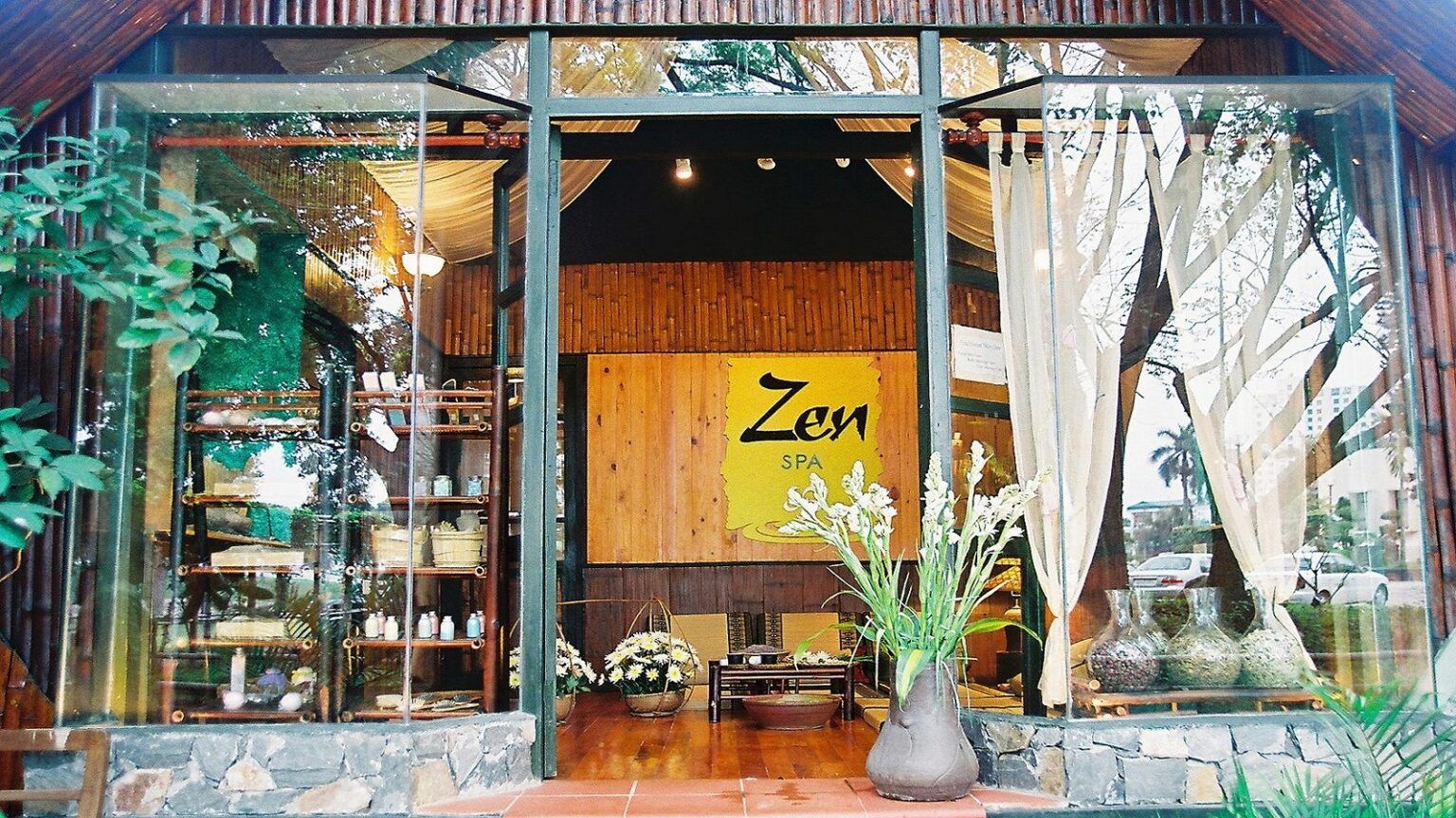 Zen Spa - Vẻ đẹp ấn tượng và mới lạ với mô hình spa sân vườn